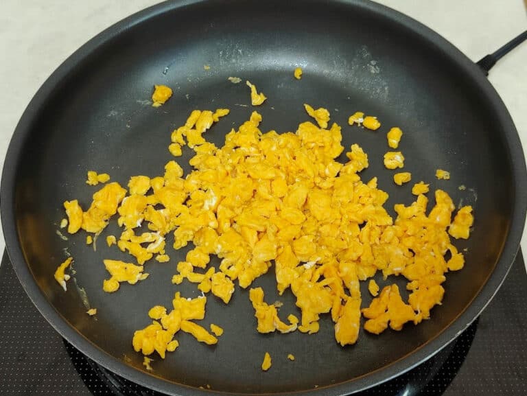 Soboro Don (Ground Chicken Bowl) - Umami Pot