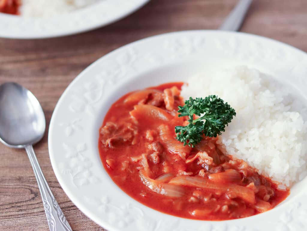 Hayashi Rice (Japanese Hashed Beef with Rice) - Umami Pot