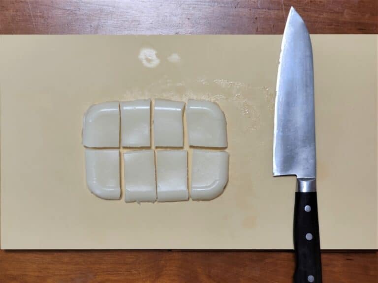 Uiro (Traditional Japanese Steamed Cake) - Umami Pot