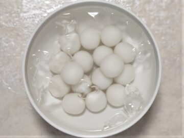 Mitarashi Dango (Japanese Rice Dumplings with Sweet Soy Glaze) - Umami Pot