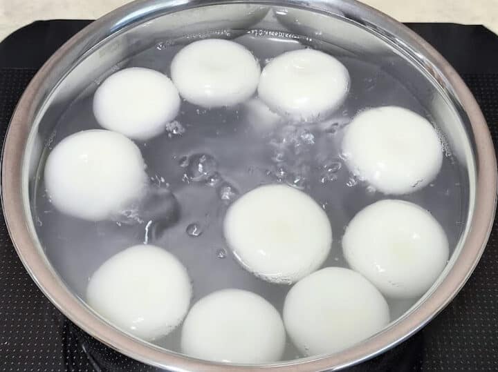 Zunda Mochi (Rice Cakes with Sweet Edamame Paste) - Umami Pot