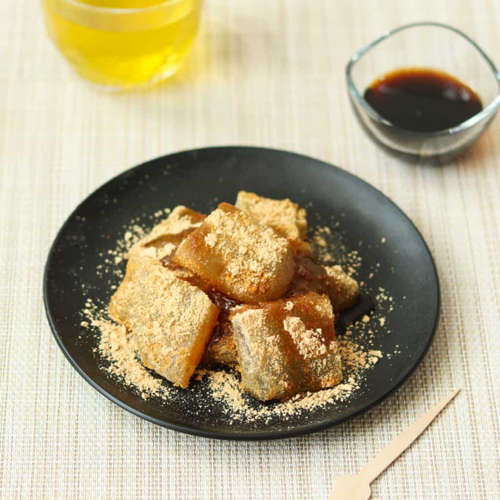 Warabi Mochi - Umami Pot