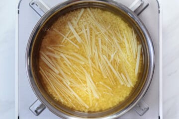 Japanese Ginger Rice - Umami Pot