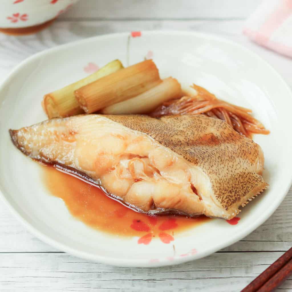 Sakana no Nitsuke (Japanese Simmered Fish) - Umami Pot