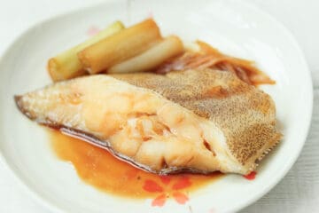 Sakana no Nitsuke (Japanese Simmered Fish) - Umami Pot