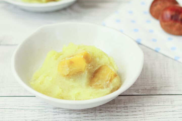 Kuri Kinton (Pureed Sweet Potatoes with Candied Chestnuts) - Umami Pot