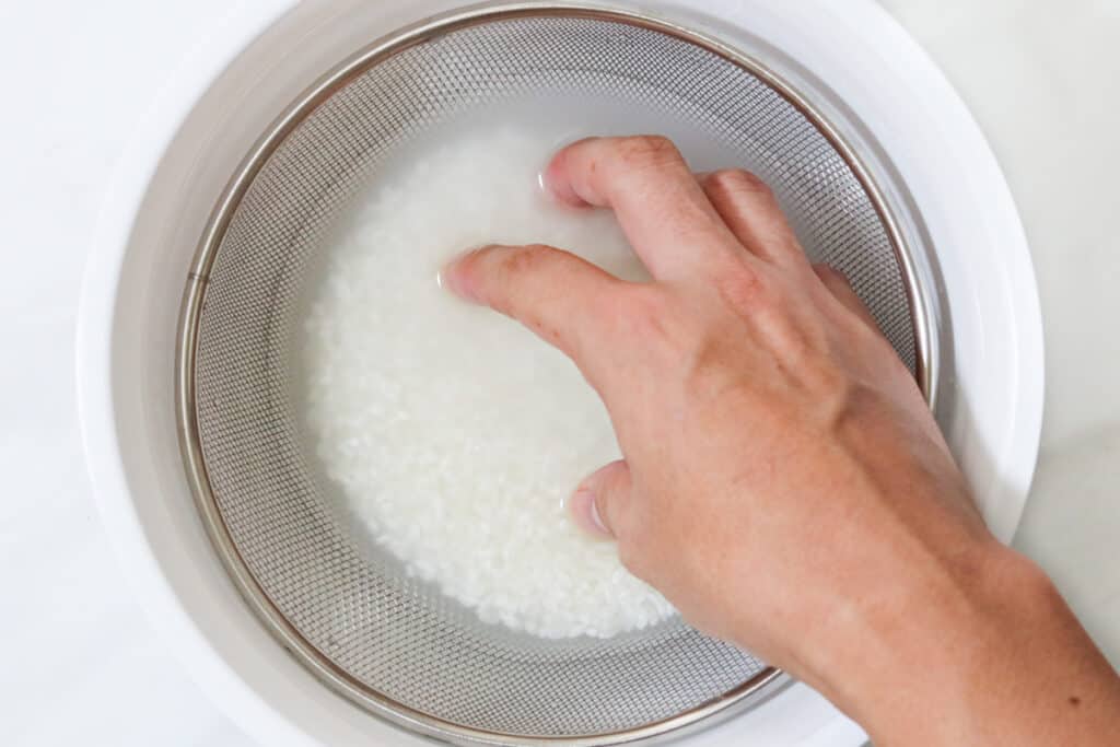 How to Cook Perfect Japanese Rice on the Stove - Umami Pot