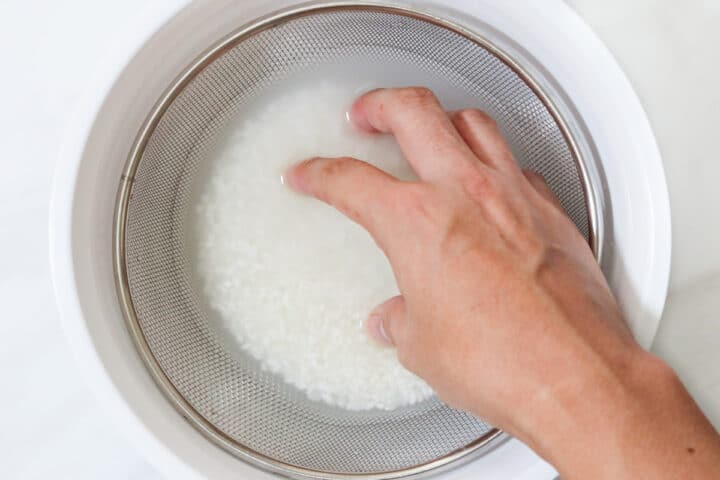 How to Cook Perfect Japanese Rice on the Stove - Umami Pot