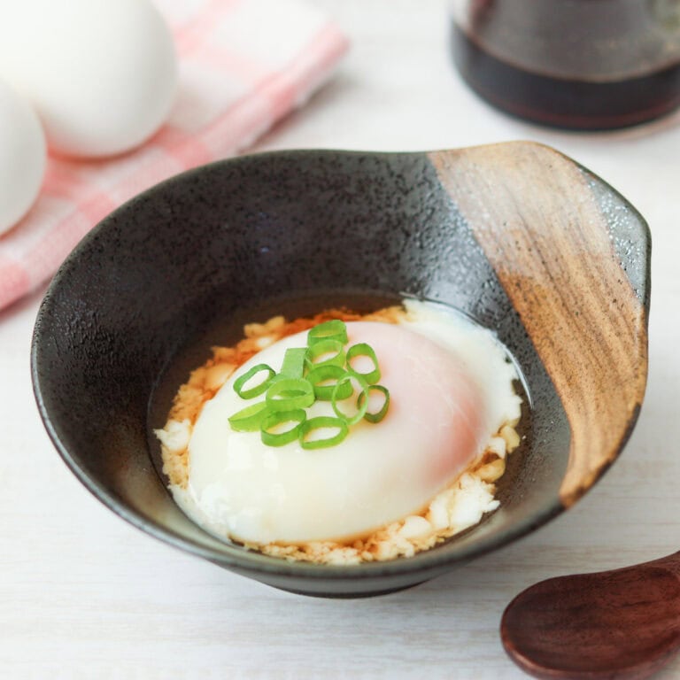 Onsen Tamago (Hot Spring Eggs) - Umami Pot