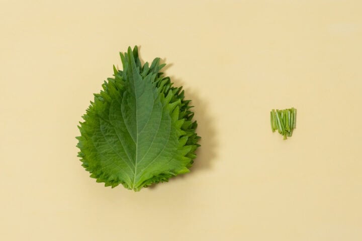 Japanese Pickled Shiso (Perilla) Leaves in Soy Sauce - Umami Pot