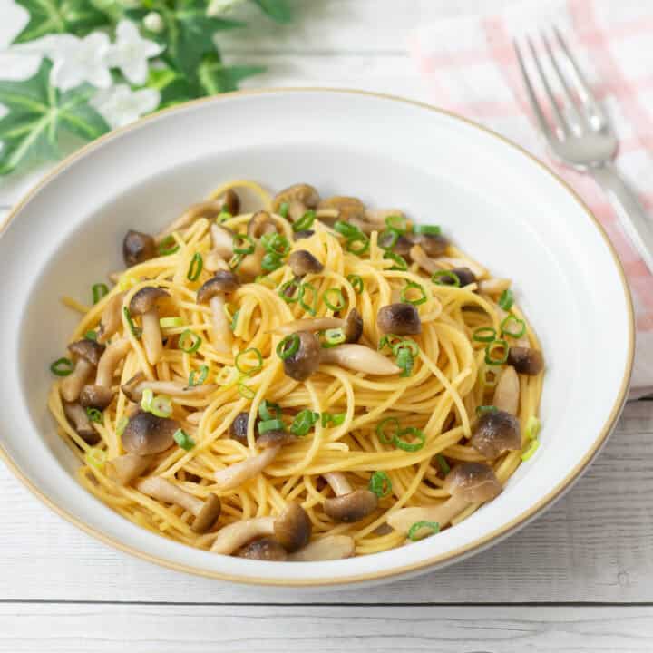 Wafu Pasta (Japanese-Style Spaghetti) - Umami Pot