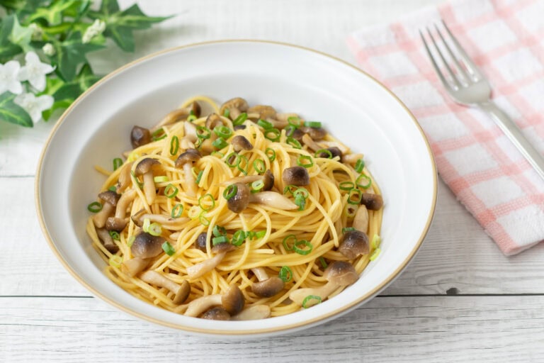 Wafu Pasta (Japanese-Style Spaghetti) - Umami Pot