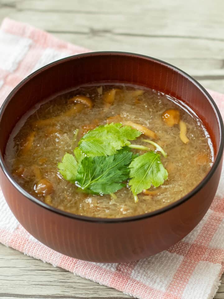 Kakitamajiru (Japanese Egg Drop Soup) - Umami Pot