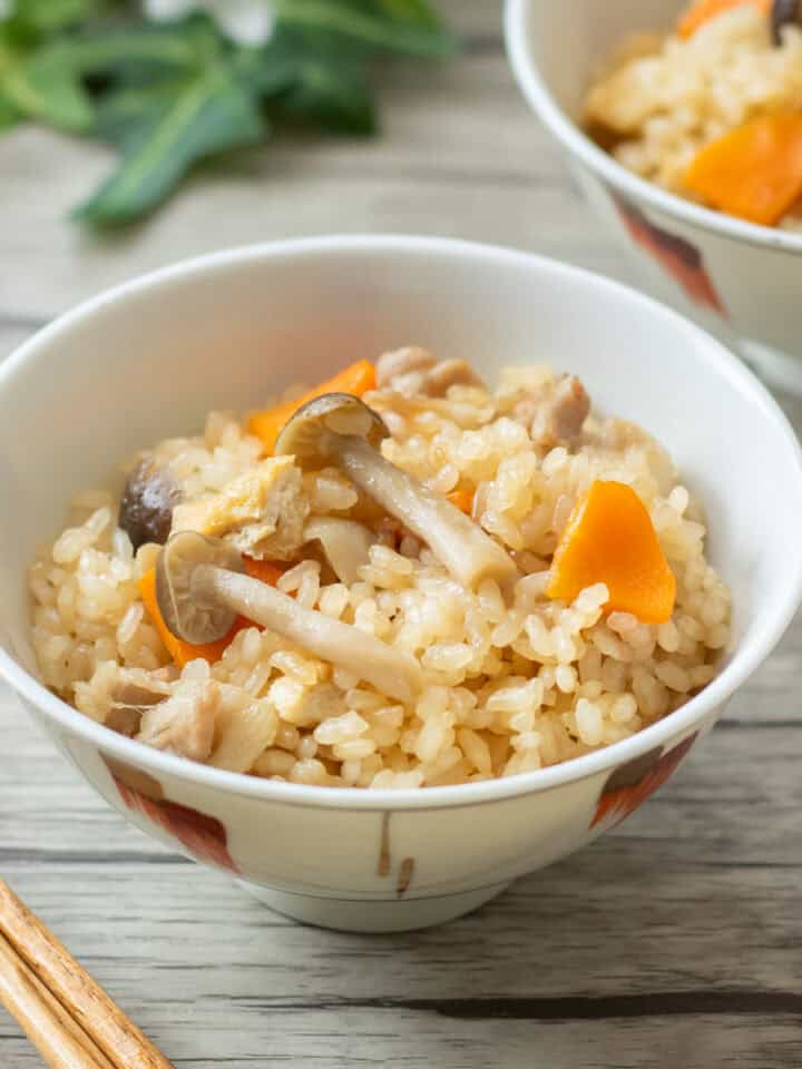 Kaki Gohan (Japanese Oyster Rice) - Umami Pot