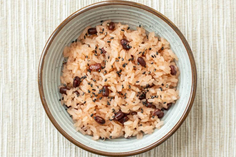 Traditional-Style Sekihan (Japanese Red Rice with Adzuki Beans) - Umami Pot
