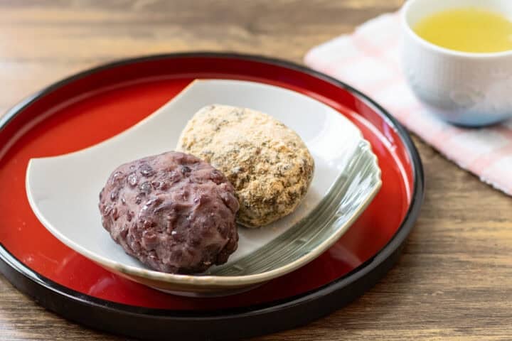 Ohagi / Botamochi (Japanese Sweet Rice Balls) - Umami Pot