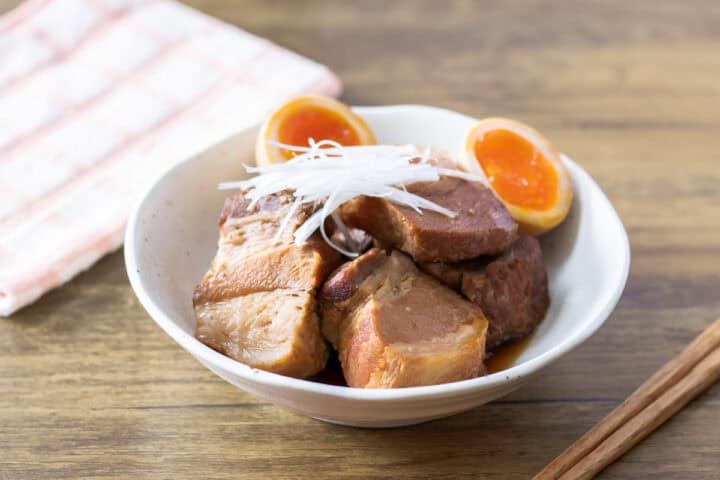 Buta no Kakuni (Japanese Simmered Pork Belly) - Umami Pot