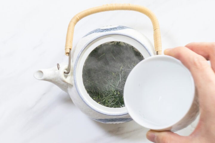 How to Brew Sencha Green Tea — A Traditional Japanese Guide - Umami Pot
