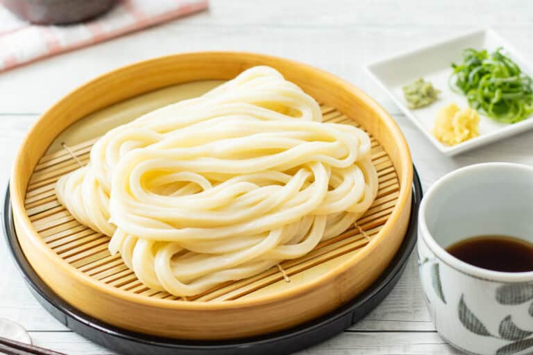 Zaru Udon (Cold Udon Noodles with Dipping Sauce) - Umami Pot
