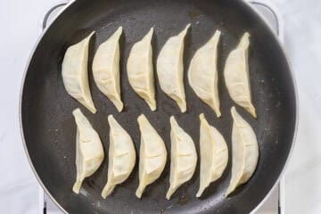 Gyoza (Japanese Pork Dumplings) - Umami Pot